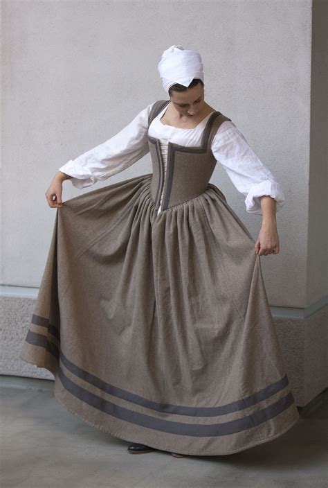 130 רעיונות של 16th Century Fashion ב 2025 היפהפייה הנרדמת הדוכסית