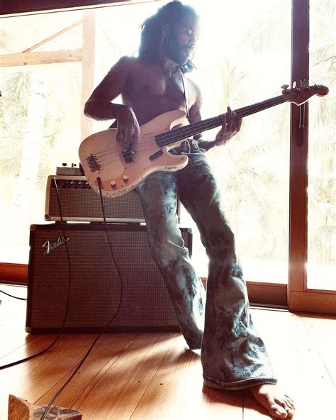 Lenny Kravitzs Feet