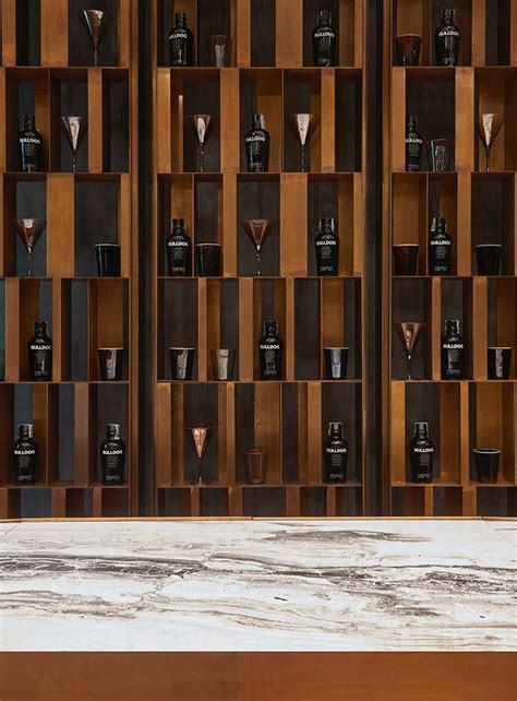 Массимо Кастанья Massimo Castagna богатые материалы и благородная