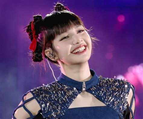 Lisa Blackpink Shatters Guinness World Records With Solo Album Lalisa