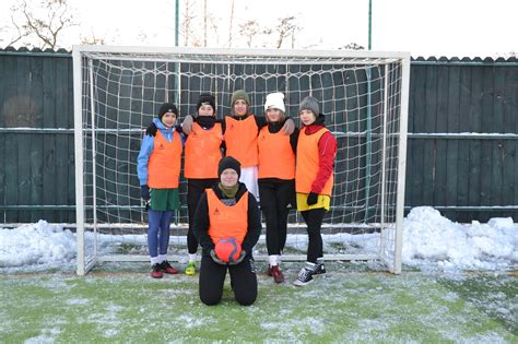 здороваУкраїна пліч о пліч шкільніігри В межах ініціативи «Пліч о пліч за підтримки