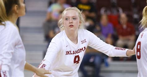 Ou Volleyball Peyton Dunn Named Big 12 Rookie Of The Week For 2nd Time