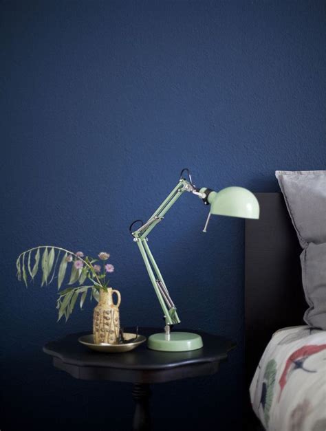 30 Minimalist Bedroom Ideas To Declutter Your Space
