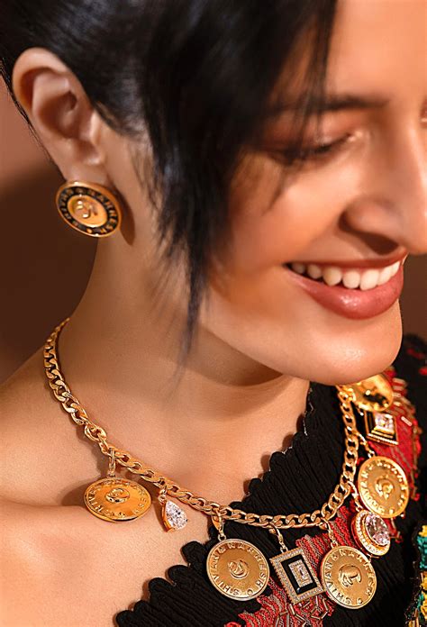 Rent Stunning Jewelry With Shivan Narresh Today