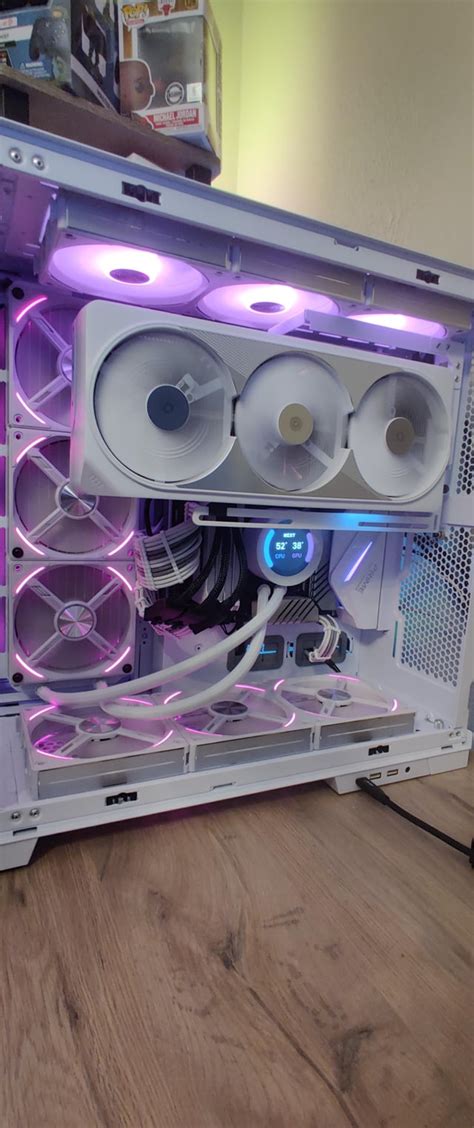 Inverted Vertical Gpu Build R Lianli