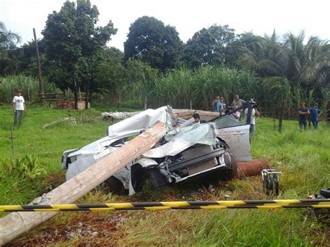 Adolescente Sai Com Carro Escondido Dos Pais E Namorada Morre Em