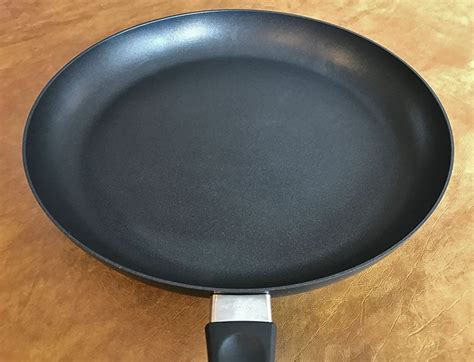 What Is PFOA-Free Cookware? The Facts You Should Know - Prudent Reviews