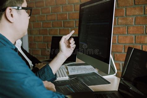 Developing Programming And Coding Technologies Working In A Software Engineers Developing