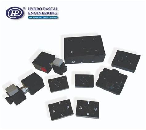 Various Plates Adaptor Cover Sub Plates For Industrial At Rs 2000