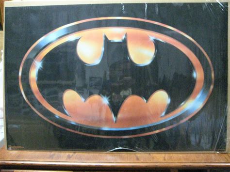 1989 Batman Logo Batman Michael Keaton Can Still Fit In The Original