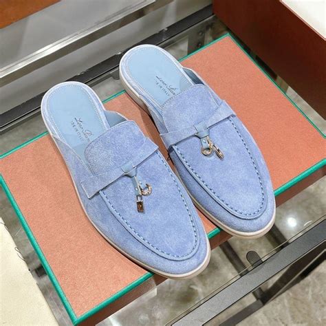 Лофери у стилі лоро піано — ціна 3000 грн у каталозі Лофери Купити жіночі речі за доступною