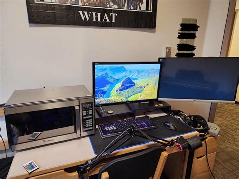 Why Do You Have Two Microwaves In Your Dorm R Pcmasterrace