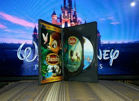 Walt Disney Classics Bambi 2 Disc Special Dvds Hobbies And Toys Music