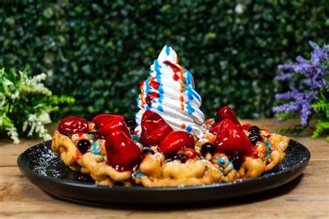 Here Are All The New Food Items At Canadas Wonderland This Year