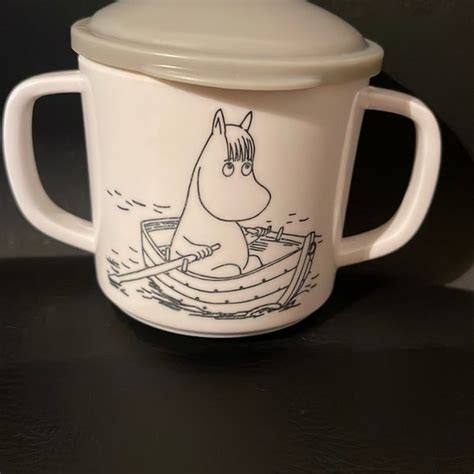 Se Produkter Som Liknar Mumin Pipmugg Från Rätt Start På Tradera 696445889