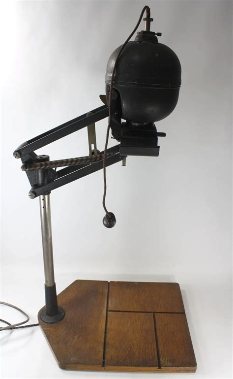 Vintage E Leitz Wetzlar Photography Enlarger For Darkroom With Smiths — Lanna Antique