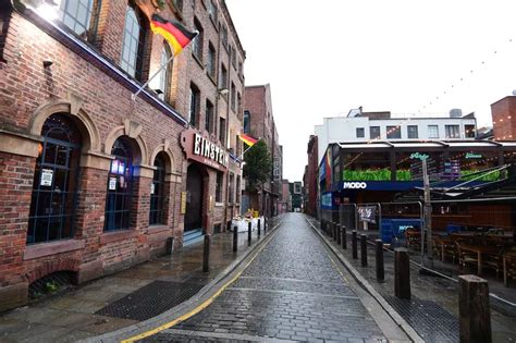 Concert Square Sex Video Couple Wanted By Police As People Urged Not To Share Footage