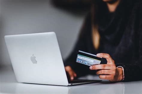 How To Spot Amazon Review Fraud With Data Visualization