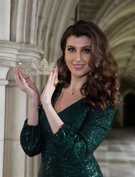 Ukrainian American Influencer America Daily Post