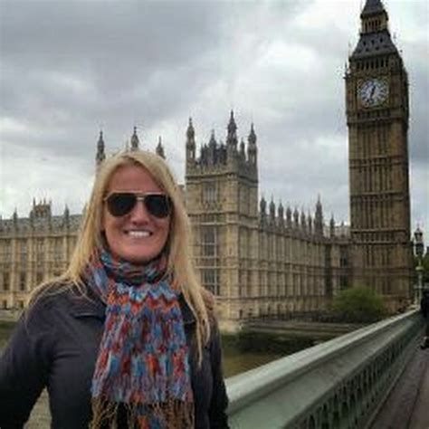 Runaway Tech Gal Youtube