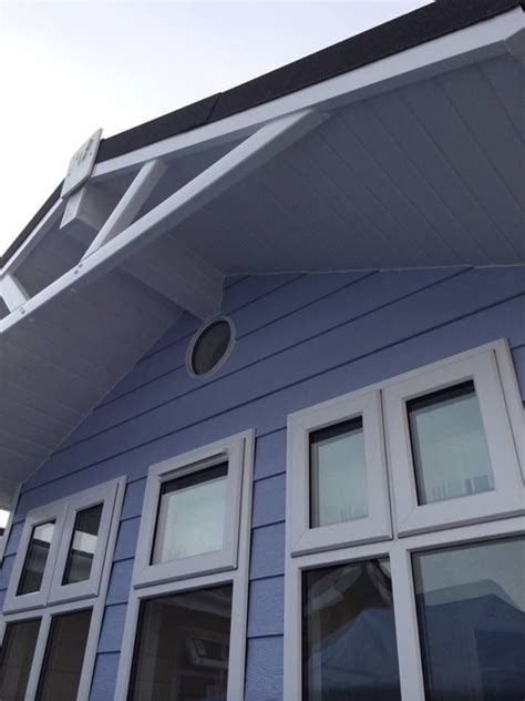 Beach Hut Accommodation Hele Bay Devon