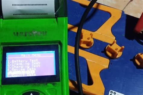 Foto Ketahui Cara Ngecas Aki Mobil Yang Benar