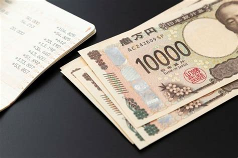 【申請したらお金がもらえる！？】シニア必見「国から支給される」給付金・補助金・手当5選 働くシニアも見ておきたい！高齢者が対象の《申請必須のお金》 Limo くらしとお金の経済メディア