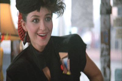 Annie Potts As Iona In Pretty In Pink Pretty In Pink Annie Potts