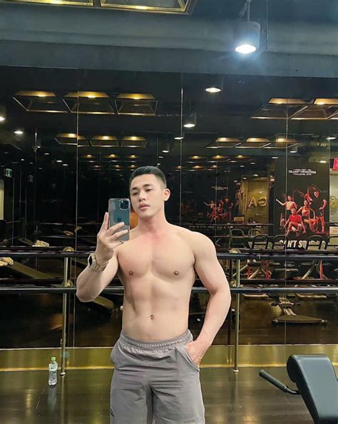 Boy Ngon Trai Ngo I H Nh Sexy Da Tr Ng M N M Ng Body Gym P Traimodel Com