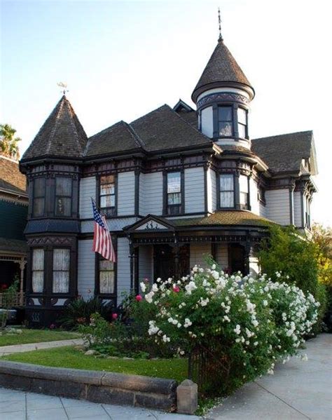 Check Out This Victorian Style Victorian Homes Magazine
