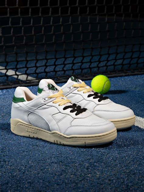 Diadora: Shoes, Clothing and Accessories LV