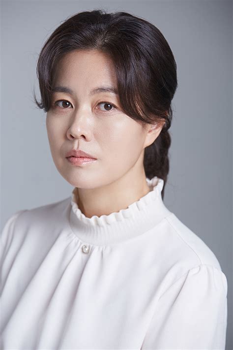 TOP주간이슈 50대 여배우 A씨 김정영 법적대응나연 해외 스토커 韓입국영탁 측 고소 상황 유혜지 기자 톱스타뉴스