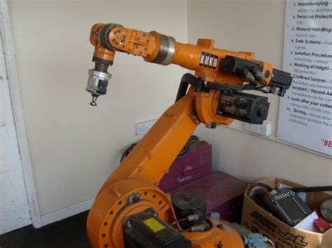 Second Hand CNC Machine Tools Kuka Robot