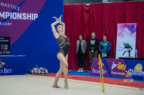 ДВА ЗЛАТНИ МЕДАЛА ЗА СТИЛИЯНА НИКОЛОВА ПО ЕДИН ЗА БОРЯНА КАЛЕЙН И ЕВА