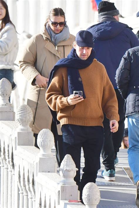 MARIA SHARAPOVA And Alexander Gilkes Out In Venice HawtCelebs