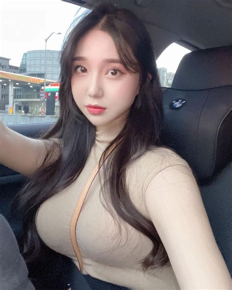 Busty Korean R2busty2hide