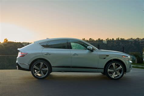 See The 2025 Genesis Gv80 And Gv80 Coupe From Every Angle