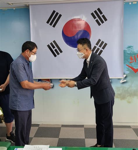 대한생활체육골프협회 안성시 삼죽면 한부모가정돕기 자선기부금 전달식 다녀와 골프협회 이모저모 대한생활체육골프협회