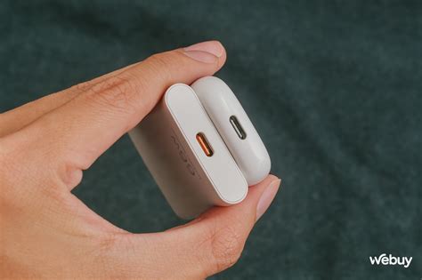 OPPO có củ sạc nhanh 50W thiết kế siêu mỏng sạc cho cả MacBook nhưng có tiền chưa chắc đã mua được