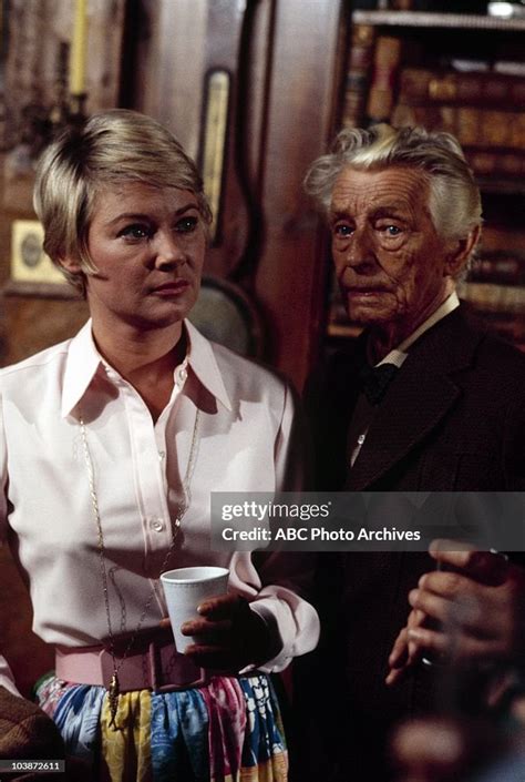 Week Crowhaven Farm Airdate November 24 1970 Hope News Photo