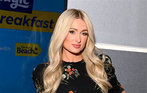 Paris Hilton Spotted At Picket Line With Striking Bbc Journalists