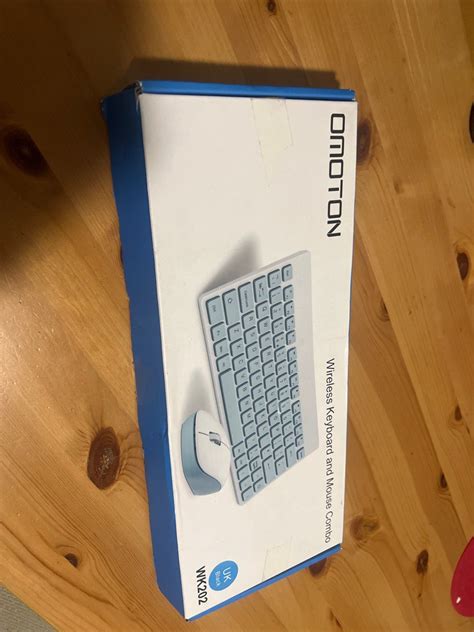 Wireless Keyboard Computers Tech Parts Accessories Computer Keyboard On Carousell