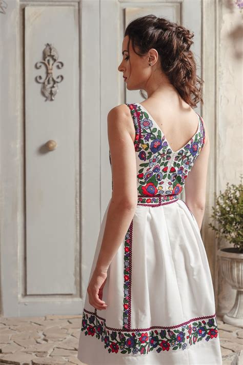 Дизайнерська сукня продаж ціна у Києві Жіночий етнічний одяг та взуття від Дизайн студія