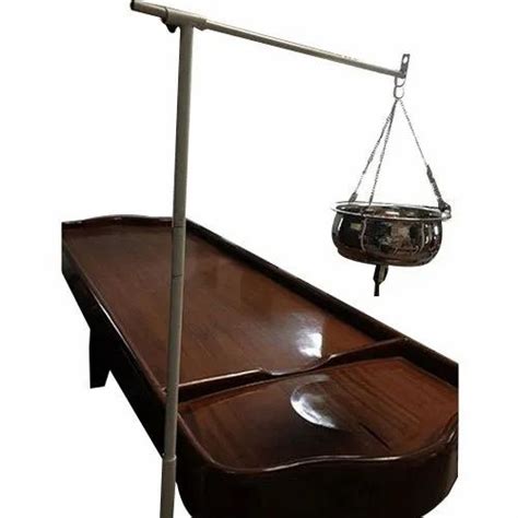 Frp Massage Table With Shirodhara Stand For Ayurvedic Therapy At Rs