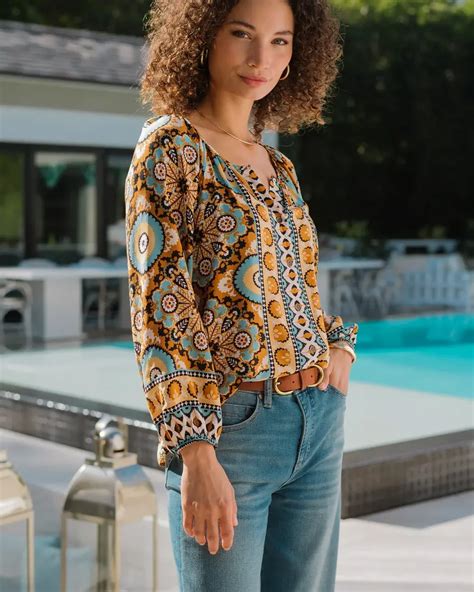 What Is A Peasant Blouse With Pictures The Pioneer Woman Peasant
