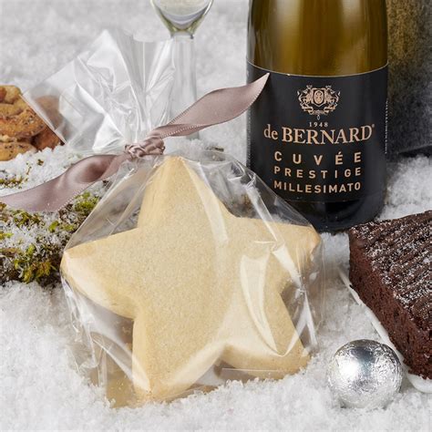 Jolly Snowflake Gift A Hamper