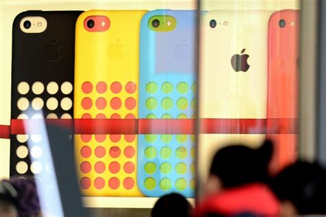 Apple Iphones To Come Out With Bigger Screens Sports Hip Hop And Piff The Coli