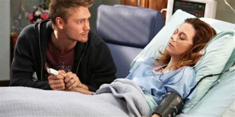 One Tree Hill Peytons Slow Transformation In Pictures