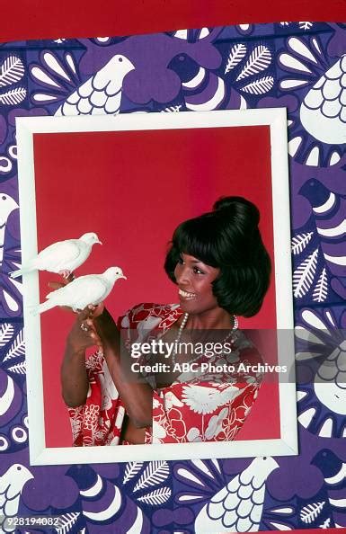 Teresa Graves In A Promotional Photo For Get Christie Love News