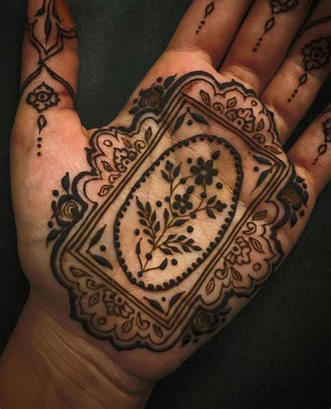 Pin By Pinner On Henna Henna Inspired Tattoos Henna Tattoo Designs Hand Henna Designs Easy